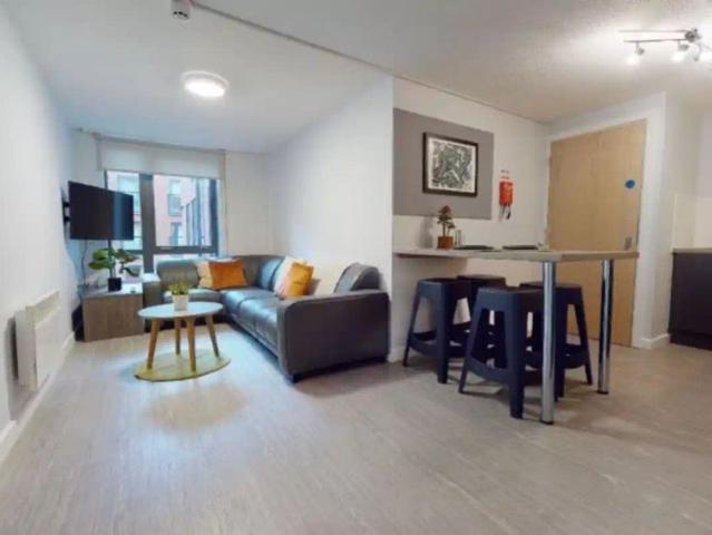 Bronze En Suite 2627
