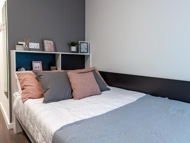 Bronze En Suite at Pavilion Court, 20. 1 bed private hall to rent £1,170 pcm £270 pw