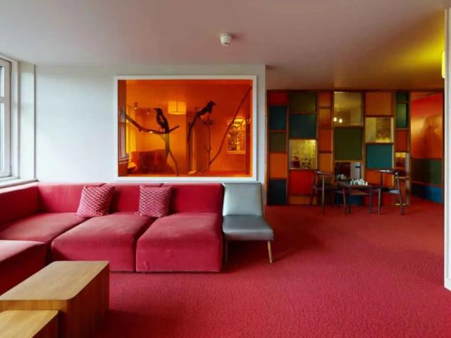 Bronze En Suite Plus