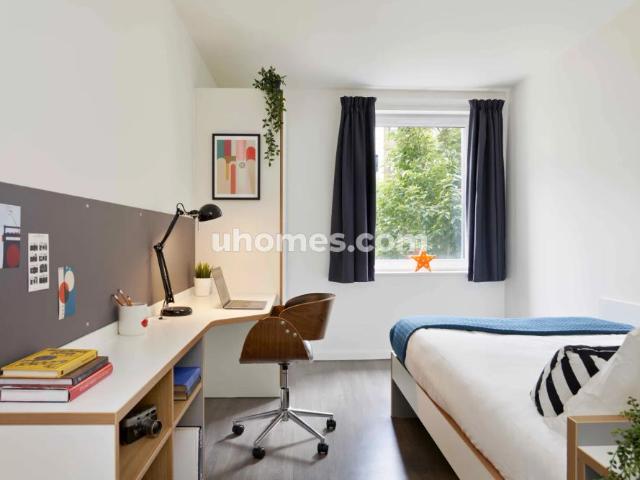 Bronze Ensuite Single Occupancy