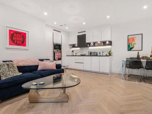 Bronze House, 6 Sterling Way, London, N7 1 bed apartment to rent £2,600 pcm £600 pw