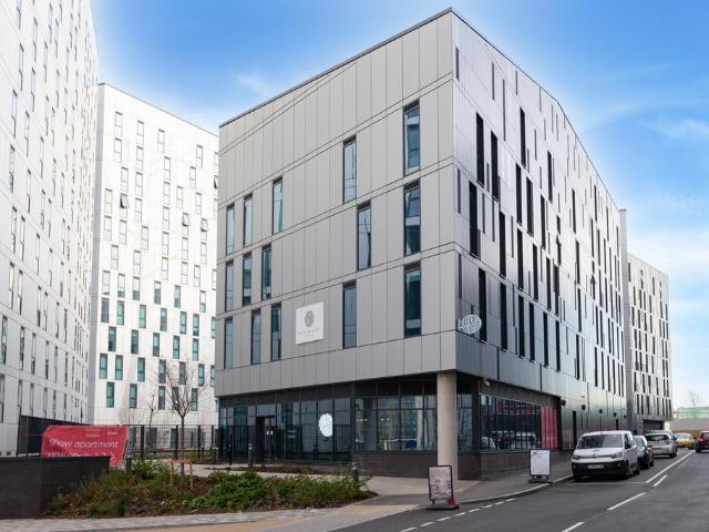 Bronze Studio at Pavilion Court, 20. Studio to rent £1,625 pcm £375 pw