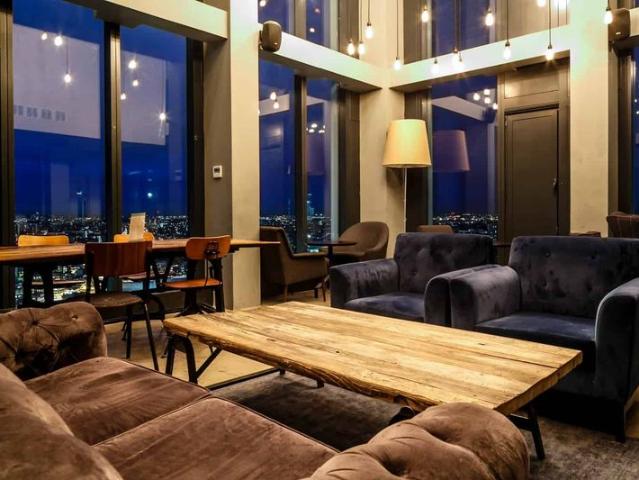 Bronze Studio City View Mid Level