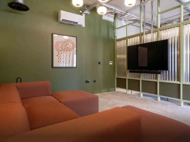 Bronze Studio Plus