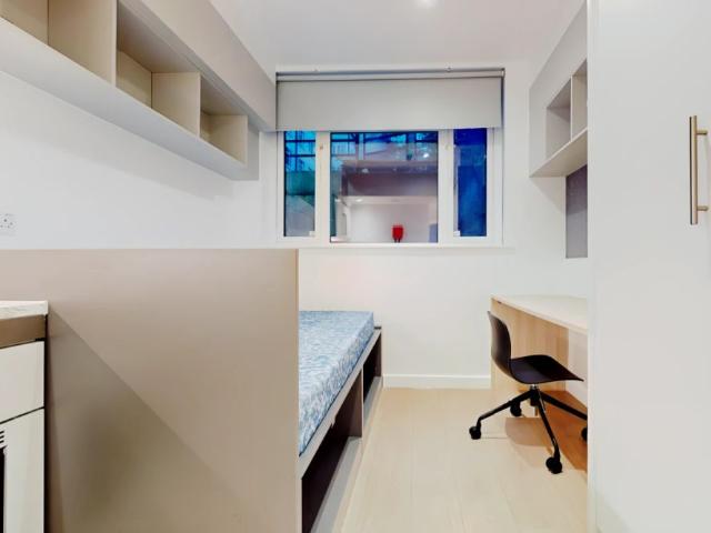 Bronze Studio