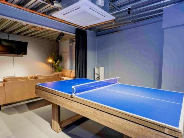 Bronze Studio
