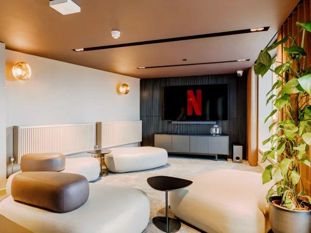 Bronze Studio