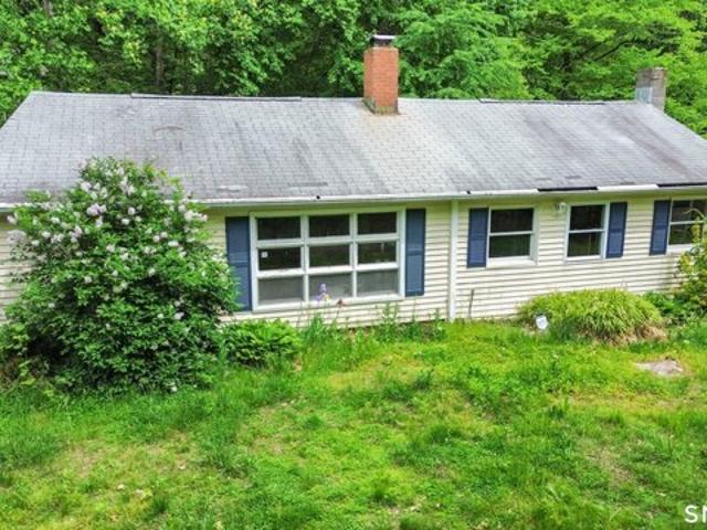 Brook Trl, East Hampton, Home For Sale