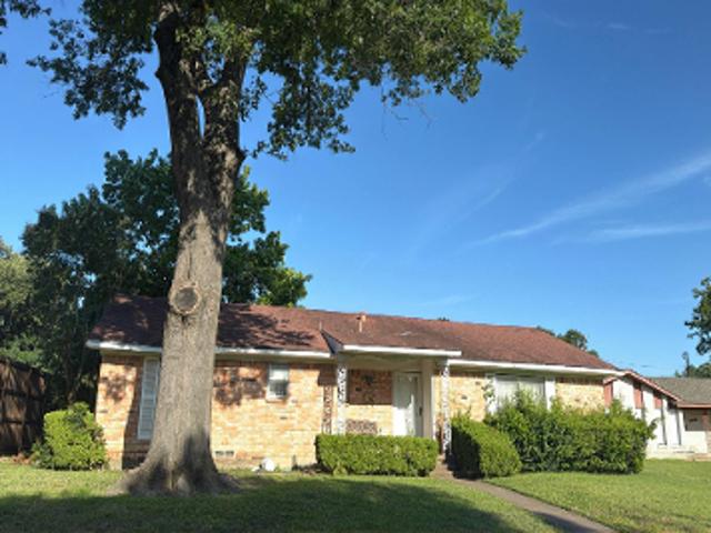 Brook Valley Pl