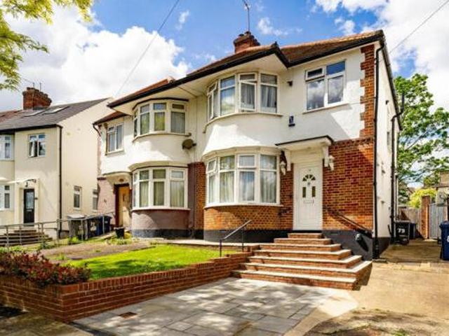 Brook Avenue, Edgware, 3 Bedroom Semi detached