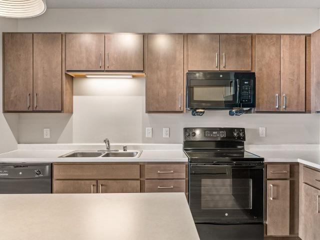 Brook Avenue Housing Cooperative 2 Bedroom Apartment for Rent at 1220 Brook Ave Se, Minneapolis, MN 55414 Como