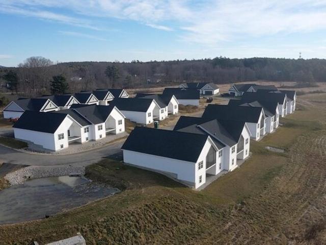 Brook Cir, Northwood, Condo For Sale