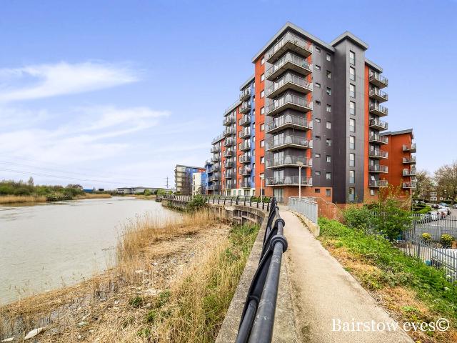 Brook Court, Barking IG11, 1 bed flat to rent, £1,400 pcm | PrimeLocation