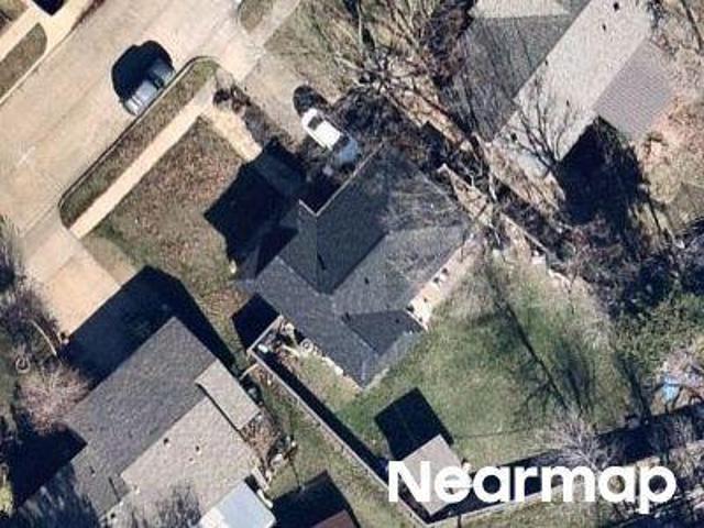 Brook Cove Ln