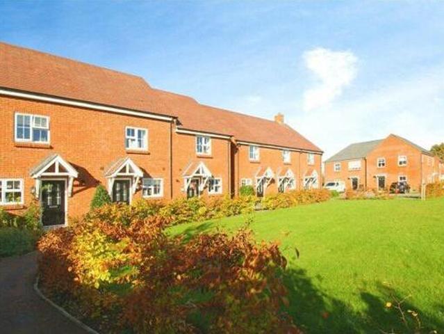 Brook Close, Nutbourne, 2 Bedroom End