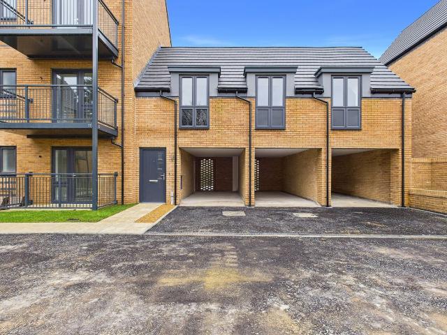 Brook Close, Swindon SN3, 2 bed terraced house to rent, £1,400 pcm | PrimeLocation