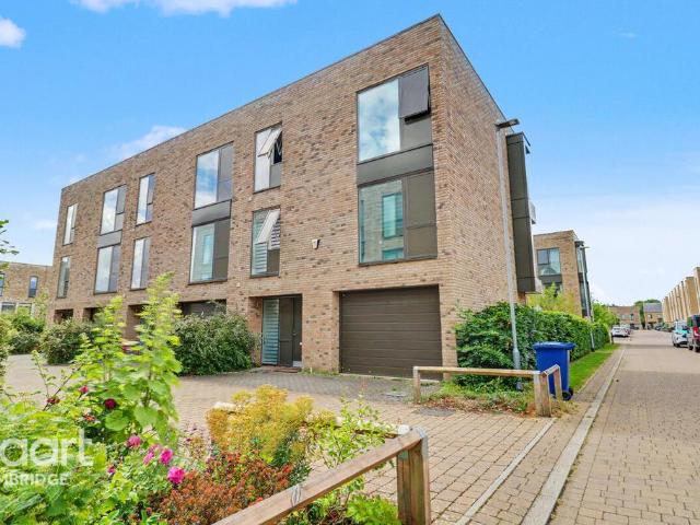 Brook End Close, CAMBRIDGE 5 bed end of terrace house to rent £3,400 pcm £785 pw