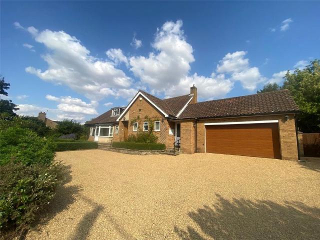 Brook End, Eversholt, Milton Keynes. 4 bed detached house to rent £2,750 pcm £635 pw