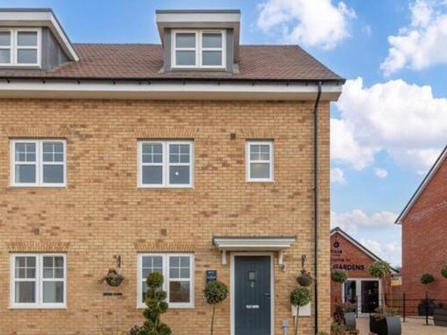 Brook Gardens, Potton, 4 Bedroom Terraced