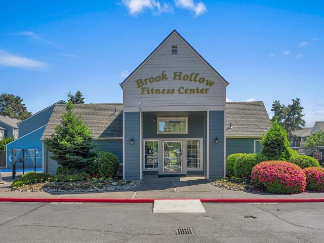 BROOK HOLLOW APARTMENTS 2 Bedroom Apartment for Rent at 4154 Sunnyview Rd Ne, Salem, OR 97305 East Lancaster
