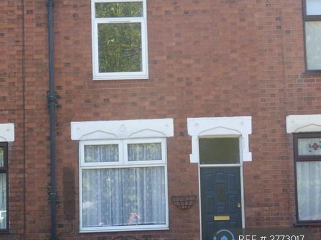 Brook Lane, Newcastle Under Lyme, ST5 3 bed terraced house to rent £1,365 pcm £315 pw