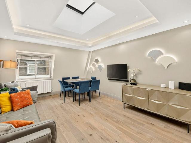 Brook Mews North, Lancaster Gate W2, 3 bed flat to rent, £5,750 pcm | PrimeLocation