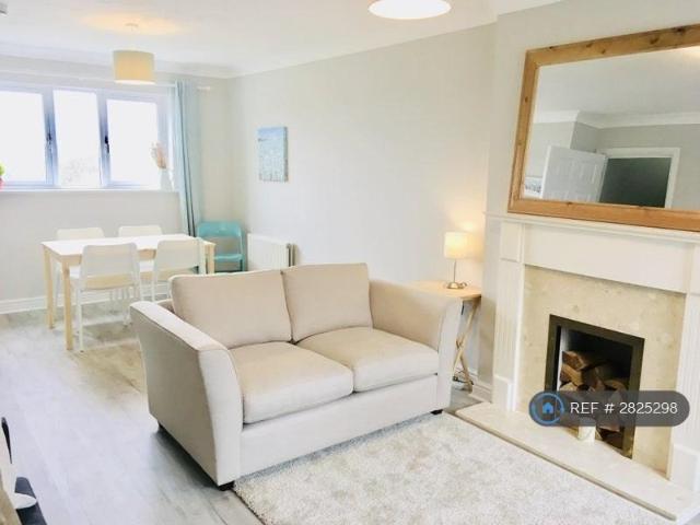 Brook Place, Penryn, TR10 4 bed terraced house to rent £2,400 pcm £554 pw