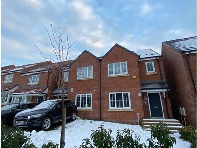 Brook Rise, Morley, Leeds LS27, 3 bed semi detached house to rent, £1,400 pcm | PrimeLocation