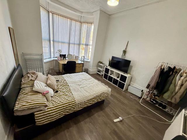 Brook Road, Manchester M14, 7 bed shared accommodation to rent, £3,943 pcm | PrimeLocation