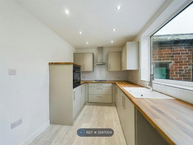 Brook Road, Rotherham S65, 3 bed semi detached house to rent, £950 pcm | PrimeLocation