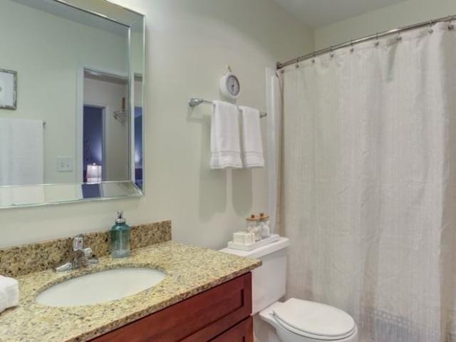 Brook Run 1 Bedroom Apartment for Rent at 2734 N Buffalo Grove Rd, Arlington Heights, IL 60004