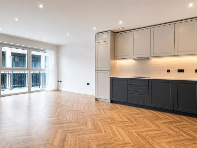 Brook Street, Kingston Upon Thames KT1, 2 bed flat to rent, £2,800 pcm | PrimeLocation