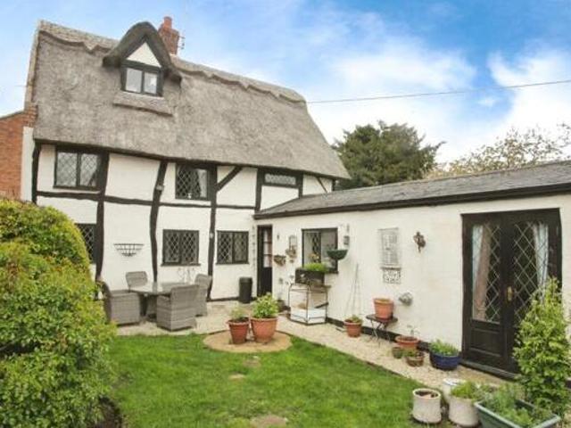 Brook Street, Walcote, 4 Bedroom Detached