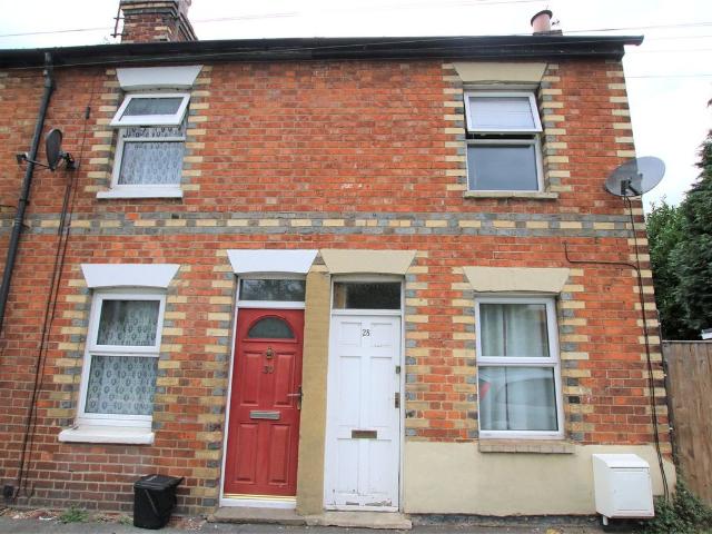Brook Street West, Reading, Berkshire RG1, 2 bed end terrace house to rent, £1,450 pcm | PrimeLocation