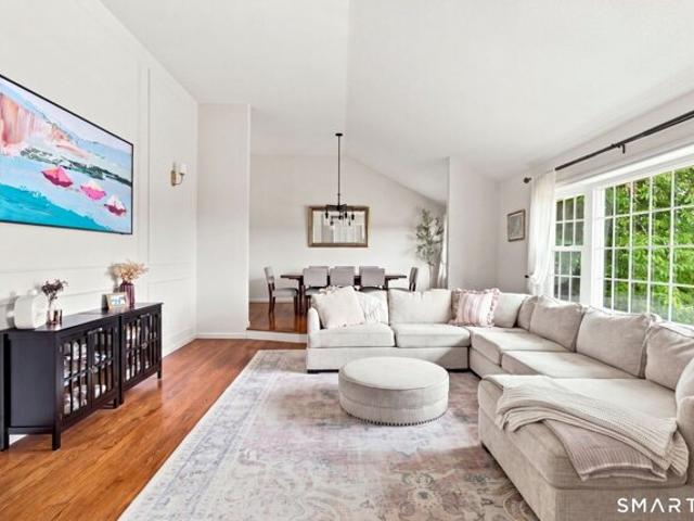 Brookmoor Rd, West Hartford, Home For Sale