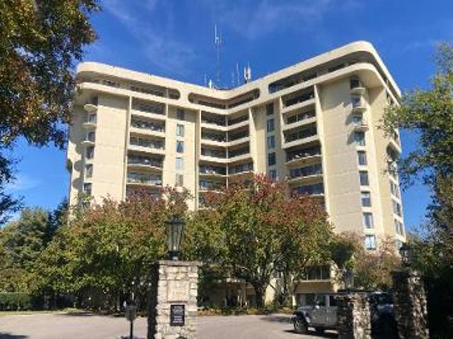 Brookmont Ter Apt 208