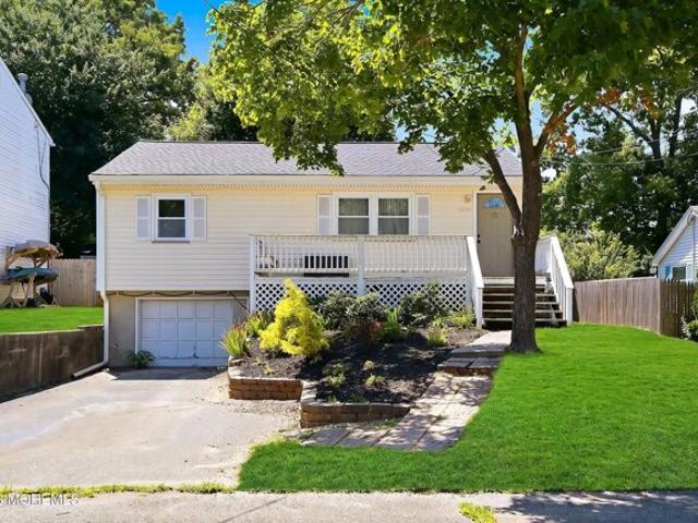 Brookdale Park Dr, Forked River, Home For Sale