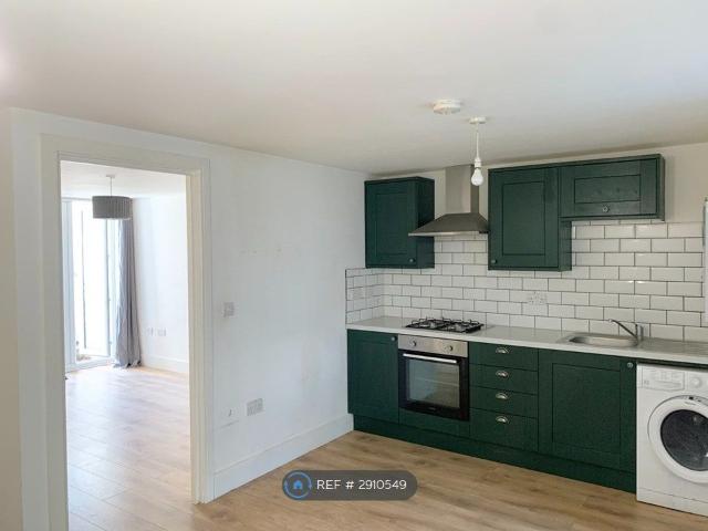 Brooke Road, London N16, 1 bed flat to rent, £1,800 pcm | PrimeLocation