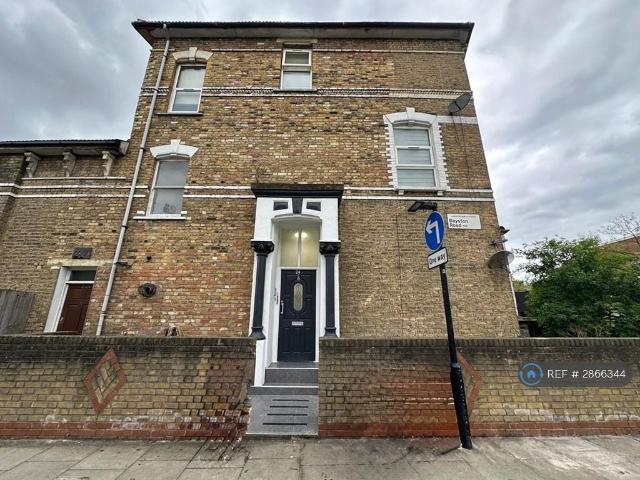 Brooke Road, London, N16 2 bed flat to rent £2,295 pcm £530 pw