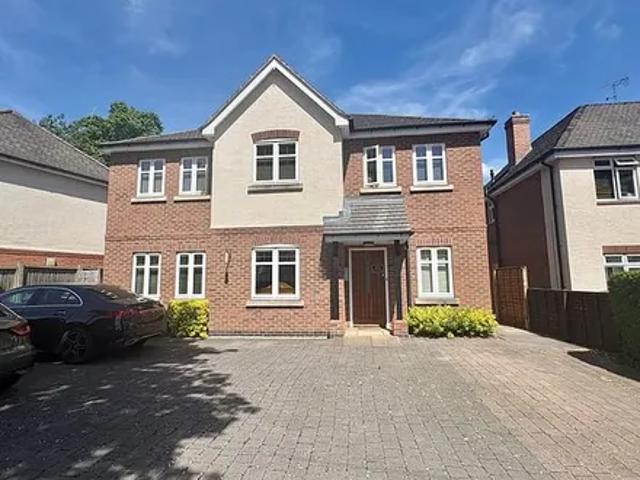 Brookfield House, 20 South Parade, Sutton Coldfield, B72 1QY, United Kingdom | 2 bed apartment for rent #167679094 | Rentberry