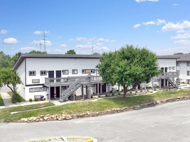 Brookhaven Apartments 2 Bedroom Apartment for Rent at 3900 N Shadeland Ave, Indianapolis, IN 46226 Devington