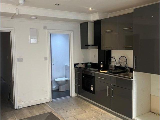 Brookhill Road, London SE18, Studio to rent, £1,150 pcm | PrimeLocation