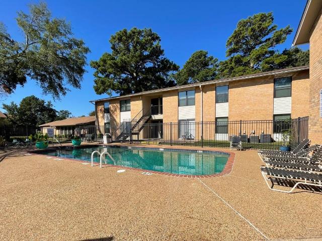 Brookhollow Tyler Apartments 1 Bedroom Apartment for Rent at 202 Thigpen Dr, Tyler, TX 75703