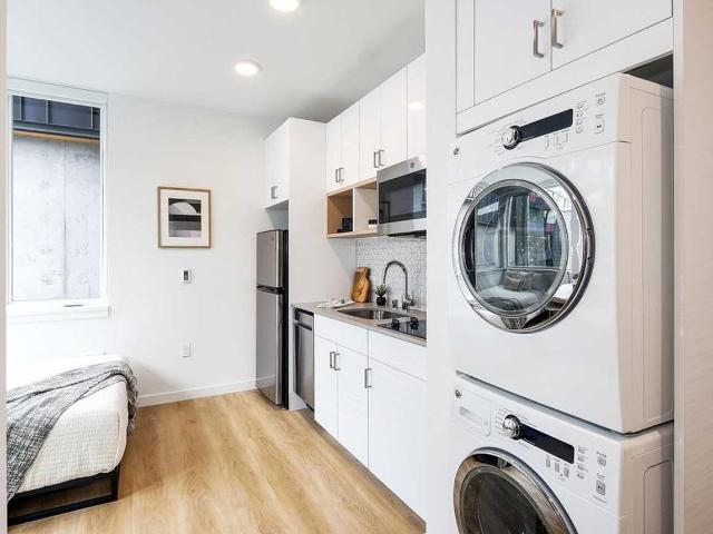 Brooklyn 65 Studio Apartment for Rent at 1222 Ne 65th St, Seattle, WA 98115 Roosevelt