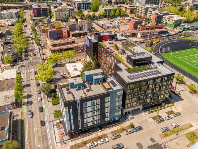 Brooklyn 65 Studio Apartment for Rent at 1222 Ne 65th St, Seattle, WA 98115 Roosevelt