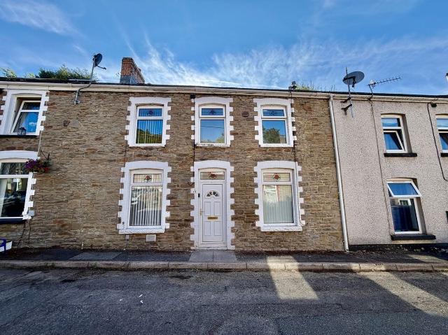 Brooklyn Terrace, Llanhilleth NP13, 3 bed terraced house to rent, £800 pcm | PrimeLocation