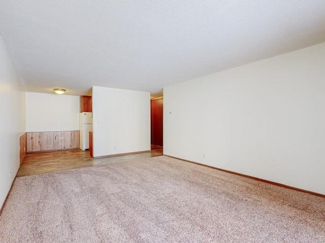 Brooklyn Crossing 1 Bedroom Apartment for Rent at 1701 69th Ave N, Brooklyn Center, MN 55430 Brooklyn Center