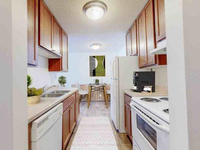 Brooklyn Crossing 1 Bedroom Apartment for Rent at 1701 69th Ave N, Brooklyn Center, MN 55430 Brooklyn Center