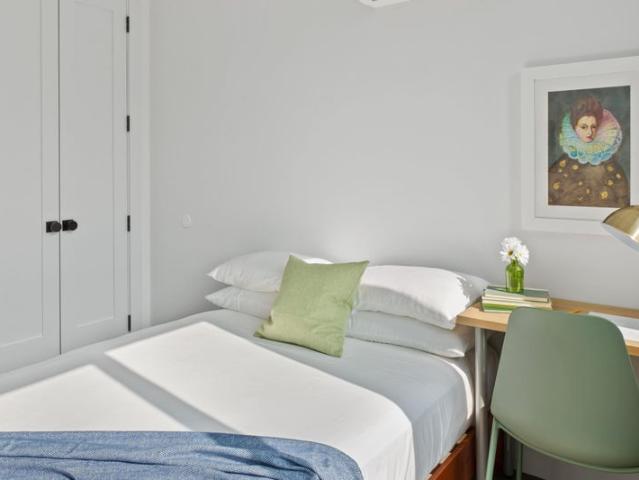 Brooklyn Gem w/ Fully furnished interior!