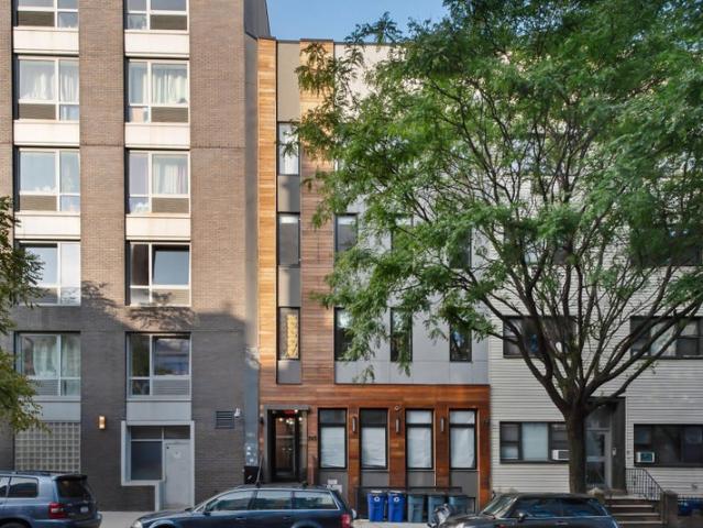 Brooklyn Gem w/ Fully furnished interior!